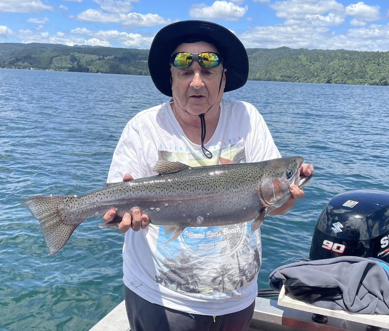 Michael is killing it on Lake Rotoiti | Fly Fishing & Guiding